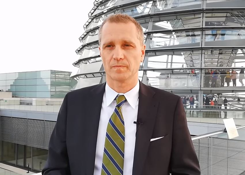 Petr Bystron (AfD): "Migrationspakt scheitert, Maas tobt - besser geht ...